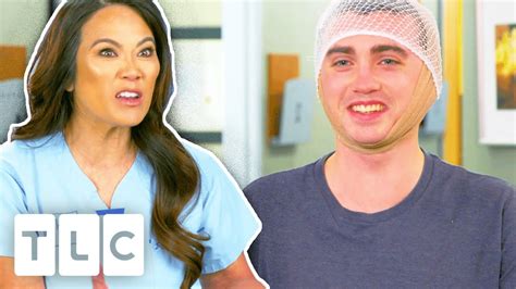 Dr Lee Gets Splashed With Cyst Juice Dr Pimple Popper Censored Youtube
