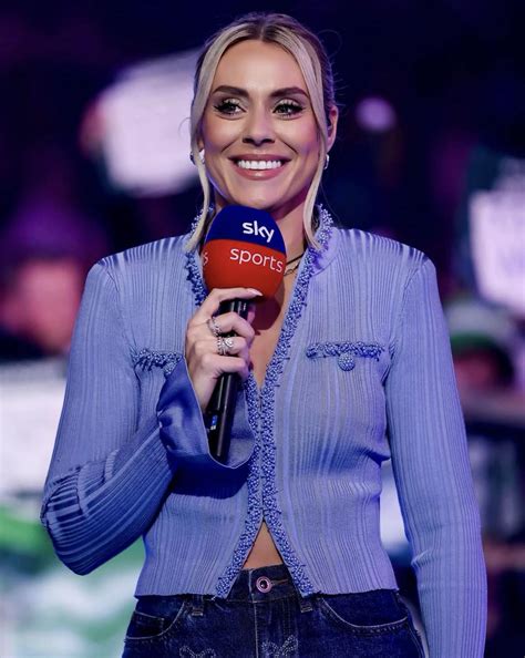 Darts 🎤 Emma Paton Happy Semi Finals Day” 🎯🔥 📸 Via Instagram