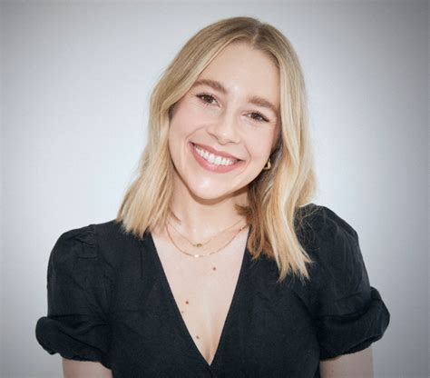 Meet Pedro Pascals Sister Actress And Model Lux Pascal Elle