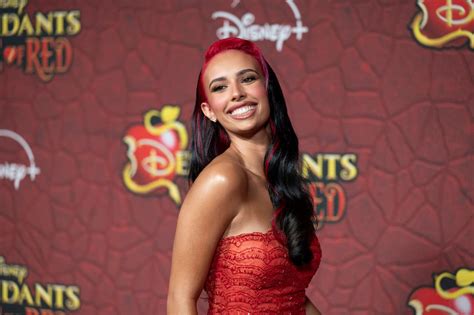 Disney Hosts Descendants The Rise Of Red World Premiere Whats On