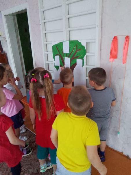 1 сентября День знаний традиционный праздник школ России но и дошкольники с радостью