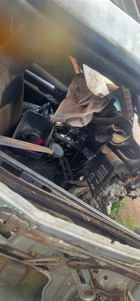 Toyota Hilux Gd6 2018 Model 24 With 2gd Engine Stripping For Spares