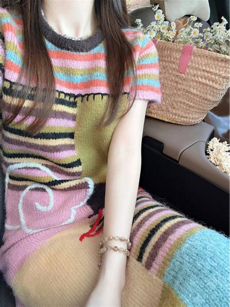 멀티컬러 스트라이프 니트 원피스