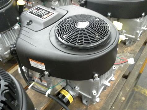 Briggs and Stratton 40N877-0029 20HP Engine 20 hp 1" shaft - FACTORY ...