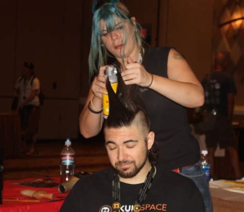 Photos Show The Cultural Difference Between Black Hat And Defcon Hacker Events Cultural