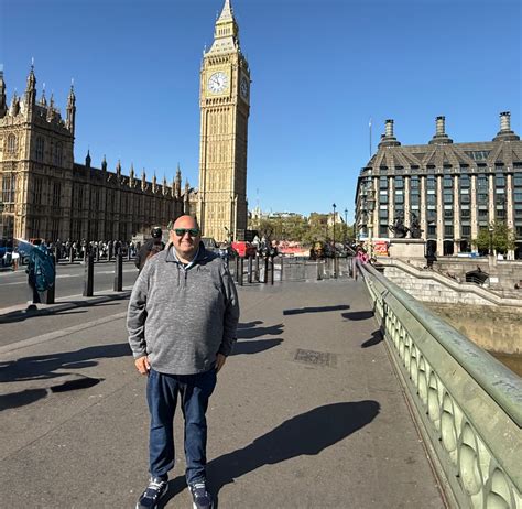 Michael Kivitz Fora Travel