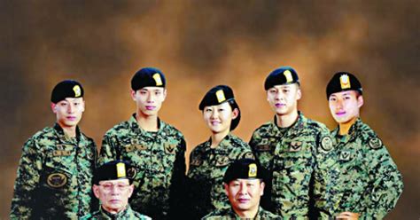 병무청 올해의 병역이행 특별가족에 3代 7명이 특전사 김우엽 중사 가족 선정