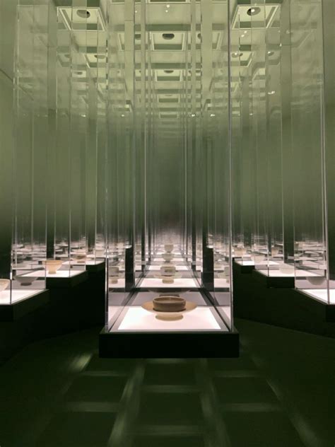 Leeum Art Museum In Seoul Contemporary Art Museum Design Mirrored Gallery Space Modern Art