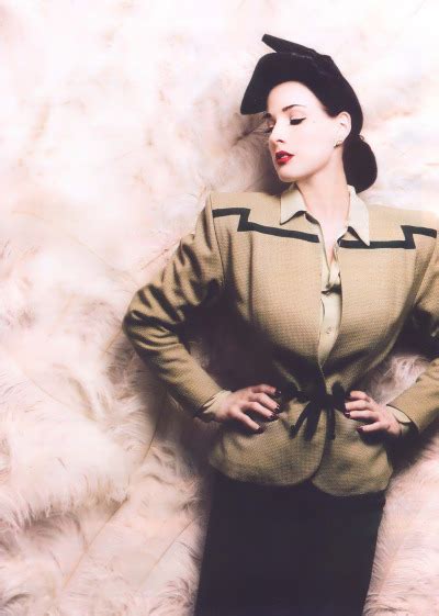 Dita Von Teese Tumbex