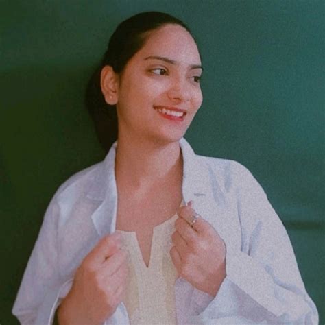 Divya Saini Founder Of Brain Waves Self Employed Linkedin