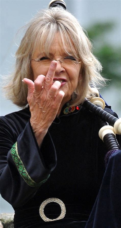 Diane Keaton Hairstyle Trends Diane Keaton Hairstyle Trends