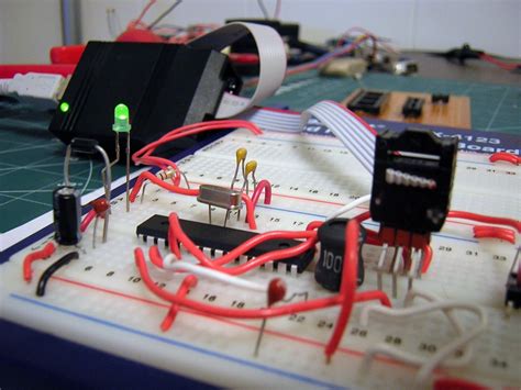 Build A Complete Avr System And Play Mastermind 9 Steps Instructables