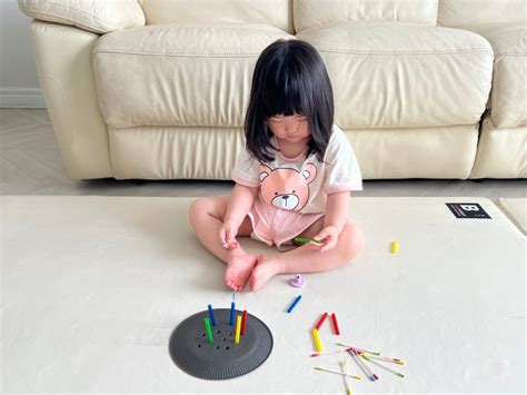 15개월 아기 소근육 발달 놀이 몬테소리 교구 만들기 네이버 블로그