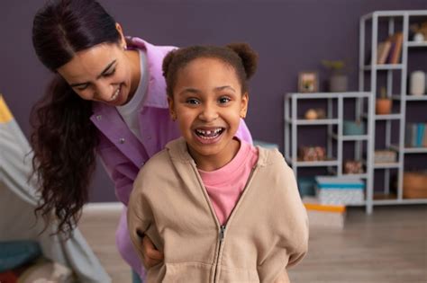 Free Photo Medium Shot Mother And Girl At Home