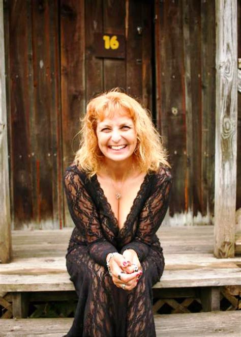 Red Head Amazon Shesfreaky