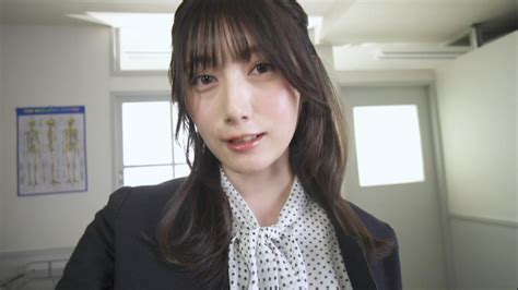 若いツバメ 村雨芙美 パンストシーンのあるグラビア作品