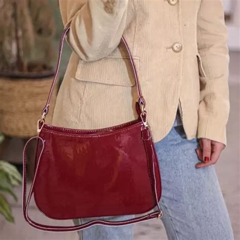 خرید و قیمت کیف زنانه زرشکی آلبالویی مشکی کرم نسکافه ای با دو تا بند از