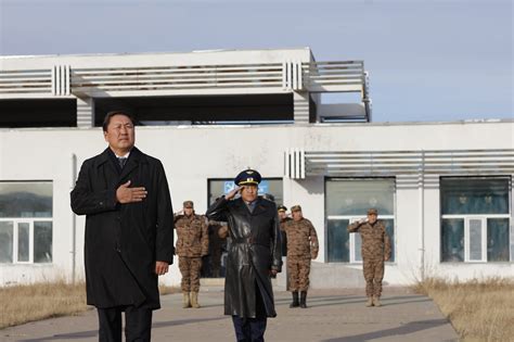 БАТЛАН ХАМГААЛАХЫН САЙД Г САЙХАНБАЯР АГААРЫН ЦЭРГИЙГ ХӨГЖҮҮЛЭХЭД ХИЙХ АЖИЛ ИХ БИЙ Монгол Улсын