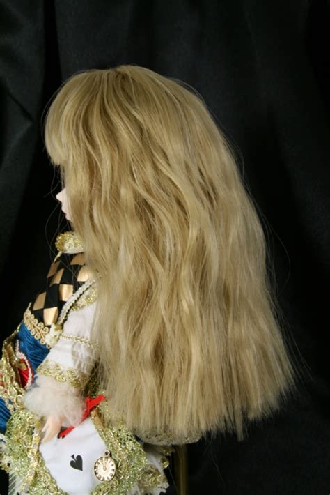 White Classical Rabbit Pullip Review Vanichufigures