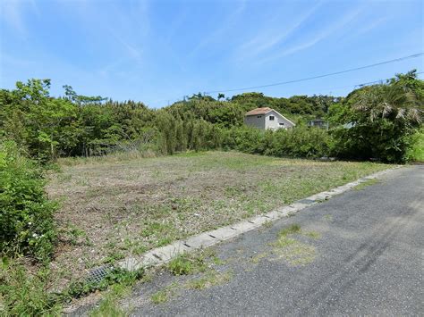 【館山市加賀名】館山ポピーランド 山側の緑のエリア 池畔のフラットな土地 南房総不動産ネット