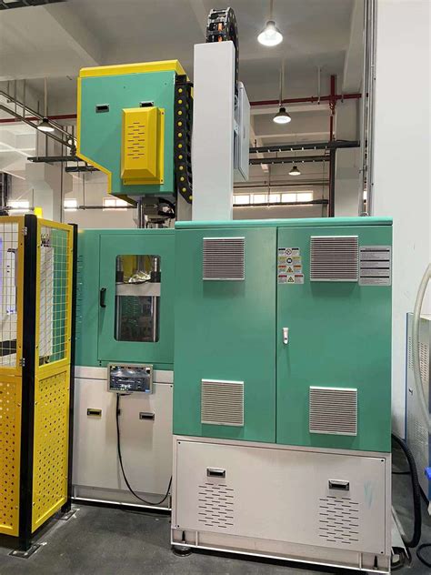 Automotive Injection Hybrid Vertical Injection Molding Machine China Automotive Injection