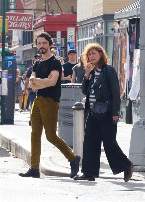 Susan Sarandon And Liam Aiken In New York 11 05 2022 CelebMafia