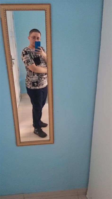 Do I Look Nonbinary Rtranspassing