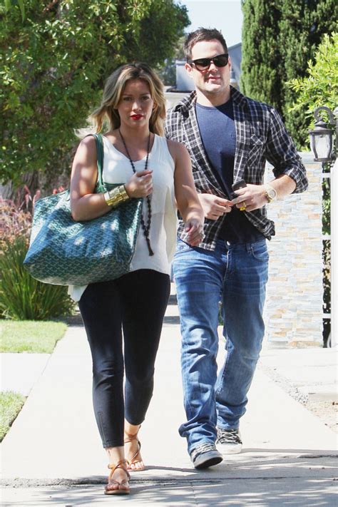 Well Thats Just Me Congrats To Hilary Duff And Mike Comrie
