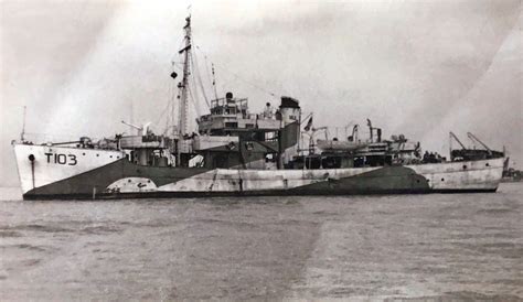 Hmt Walnut Tree Class Trawler Laststandonzombieisland