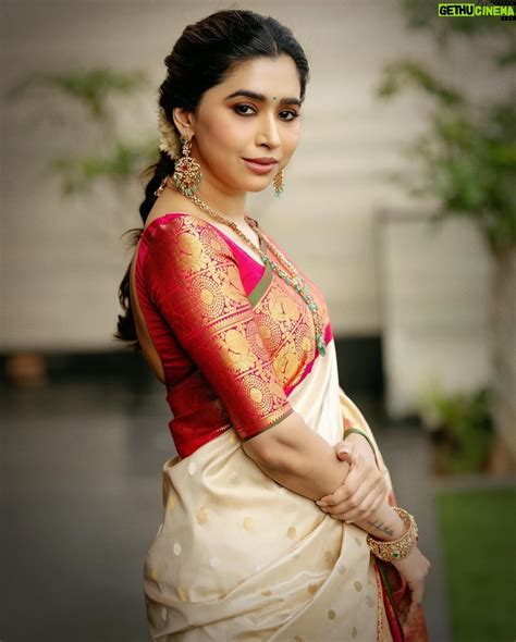 Actress Aarthi Hd Instagram Photos And Wallpapers March 2024 Gethu Cinema