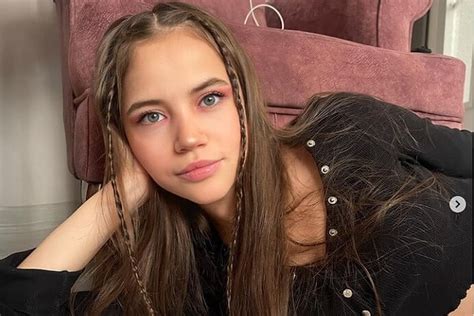 Kan Çiçekleri Dizisinin Konusu Nedir Kan Çiçekleri Oyuncuları Kimlerdir Onedio