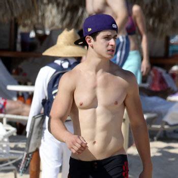 David Henrie SHIRTLESS David Henrie Photo Fanpop