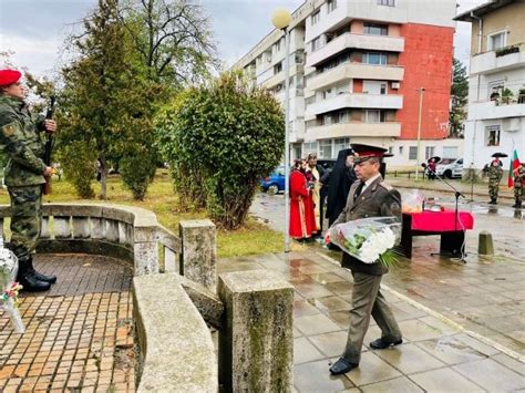 Почетоха паметта на героите от войните във Враца снимки