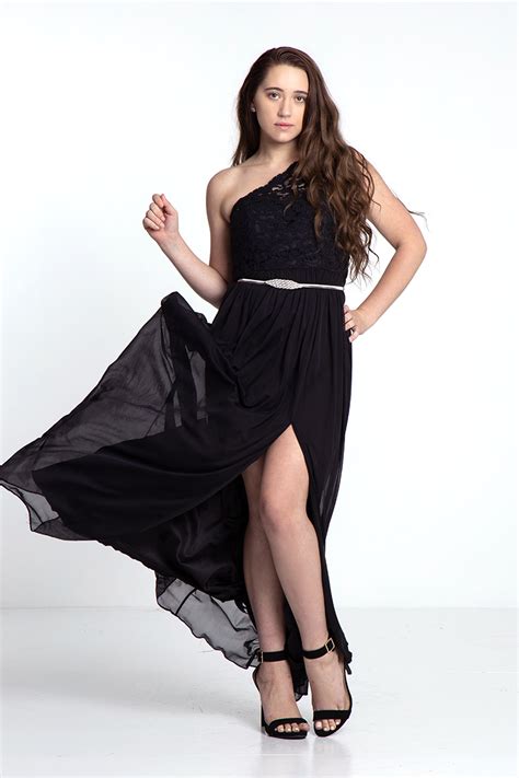 Cora B New View Modeling