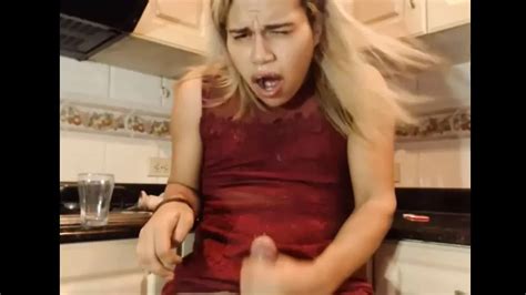 Free Ladyboy Facial Shemale Porn Videos Xhamster