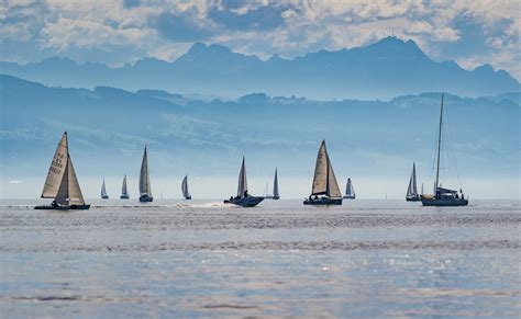 Naviguer Sur Les Vagues Lessence Des Croisières En Voilier