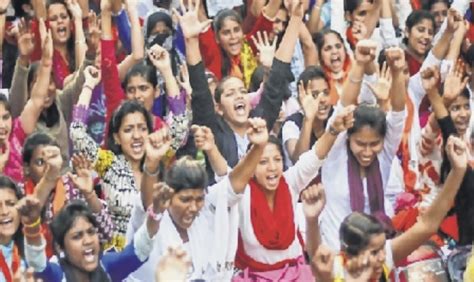 Bihar Govt Will Give Upto Rs 11000 Stipend To Eligible Class 12th