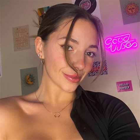 Millie Miles Youtube