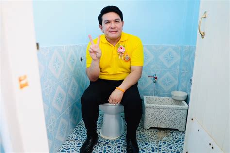 รมช ศธ “สุรศักดิ์” ลุยอยุธยา เปิดกิจกรรม Kick Off “สุขาดี มีความสุข” ปลื้ม สพฐ อัพเกรด