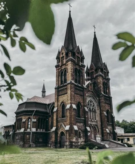 Камянське Україна що цікавого подорожі історія цікаві факти