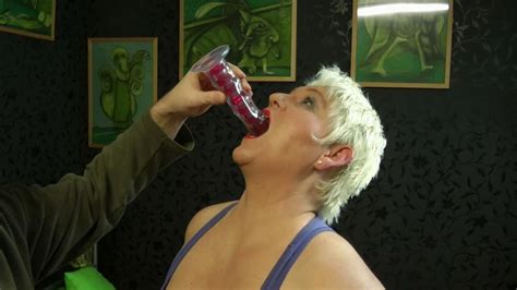 Deep Throat Training 15 Pics XHamster