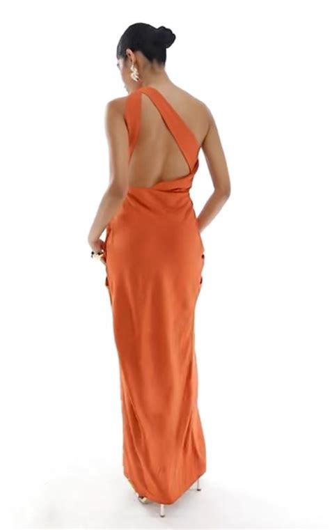 Сукня Asos — ціна 450 грн у каталозі Довгі сукні Купити жіночі речі за доступною ціною на Шафі