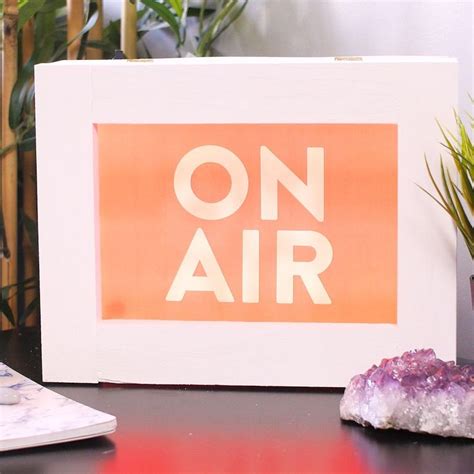 These DIY Lightboxes Are Such A Fun Way To Add Personality To Any Space Crafty Light Box Diy