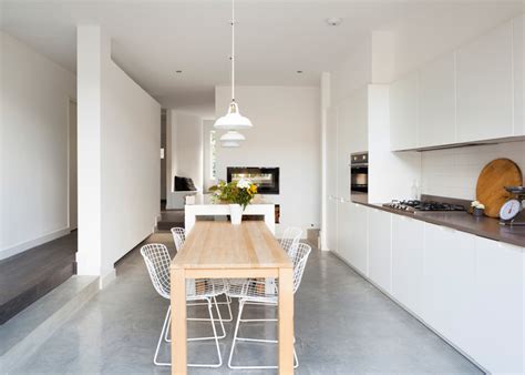 Scenario Architecture Extension Features A Walkway For Cats