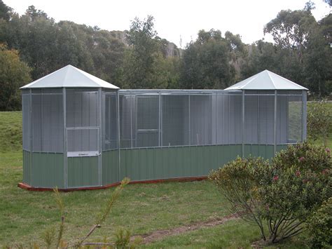 Aviaries And Bird Cages In Melbourne