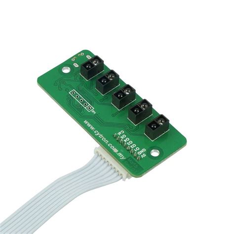 auto calibrating line sensor