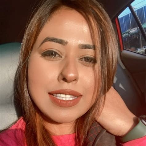 Deena Deenads • Threads Say More