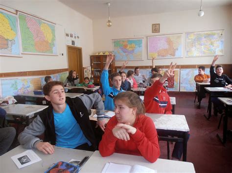 Scoala Noastra Rolul Calculatorului In Viata Elevului