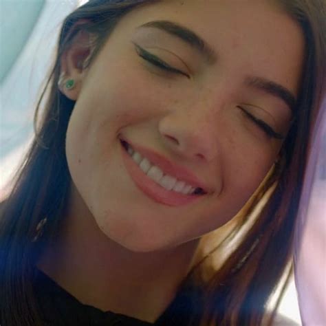 Charli Damelio Charli Damelio Aesthetic Charli D Amelio Famous Girls