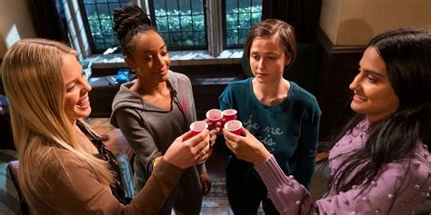 Best Sitcoms Of 2021